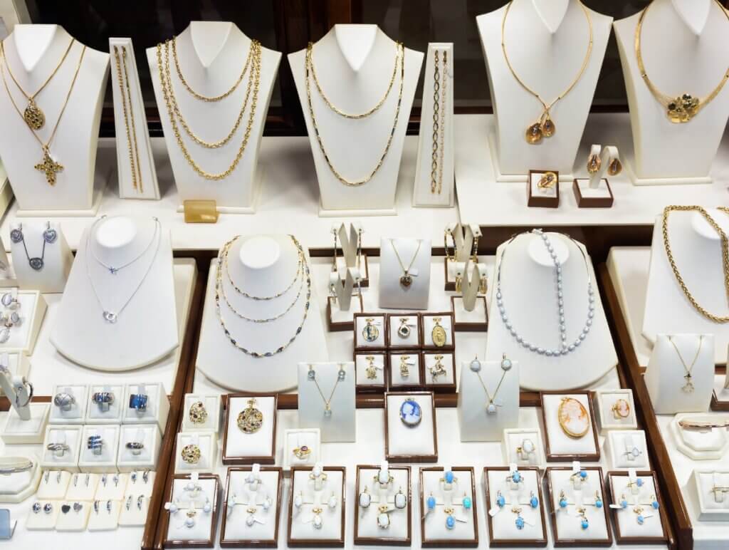 Types of Jewelry Metals: Exploring the Finest Choices | Willyn ...